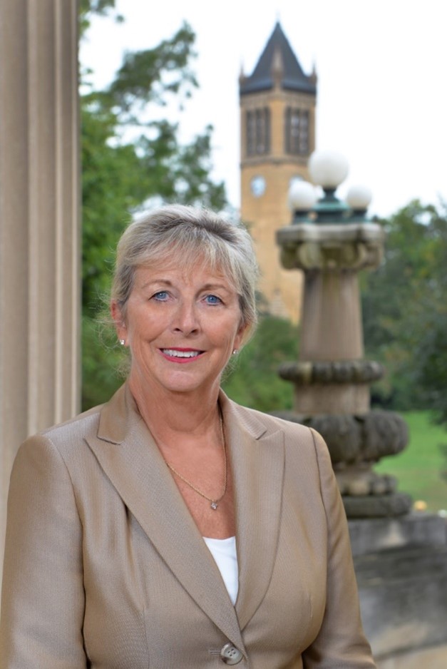 Wyant Presented Aaw Women In Journalism Award Nafb
